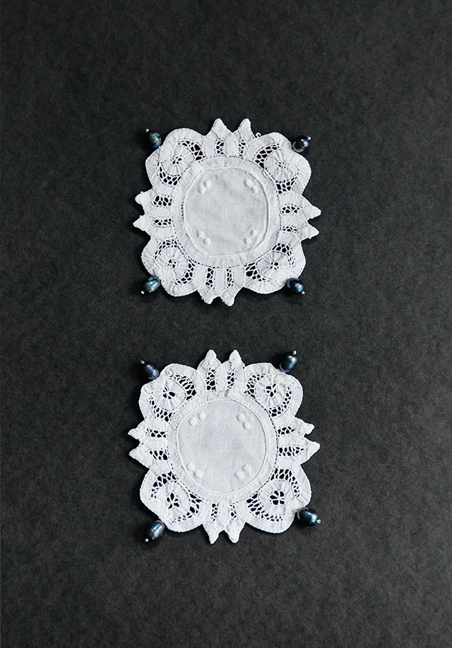 COASTER, LACE WITH PEARL [SET / 2PCS] – Artment.dep